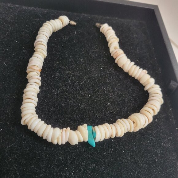 Vintage | Jewelry | Vintage Large Puka Shell Choker Necklace Unisex 97s ...